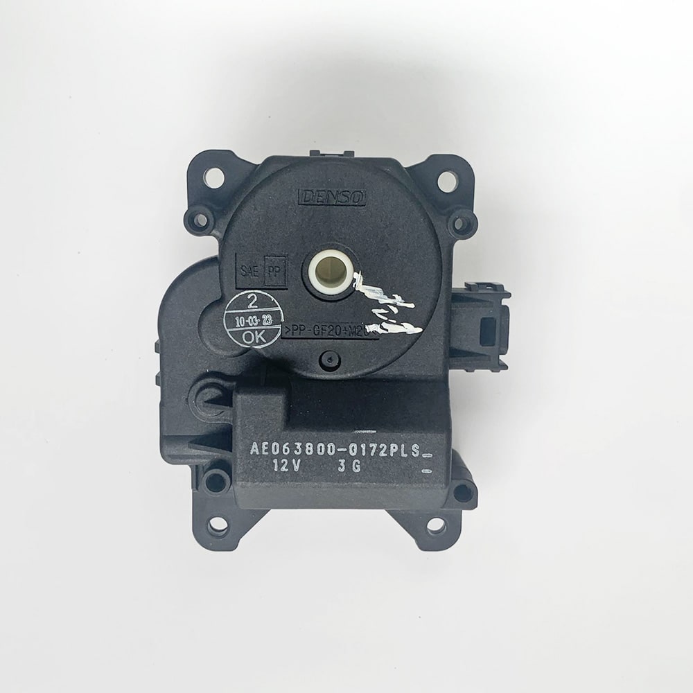 Mô tơ chia gió điều hòa Toyota Camry Denso 87106-06170